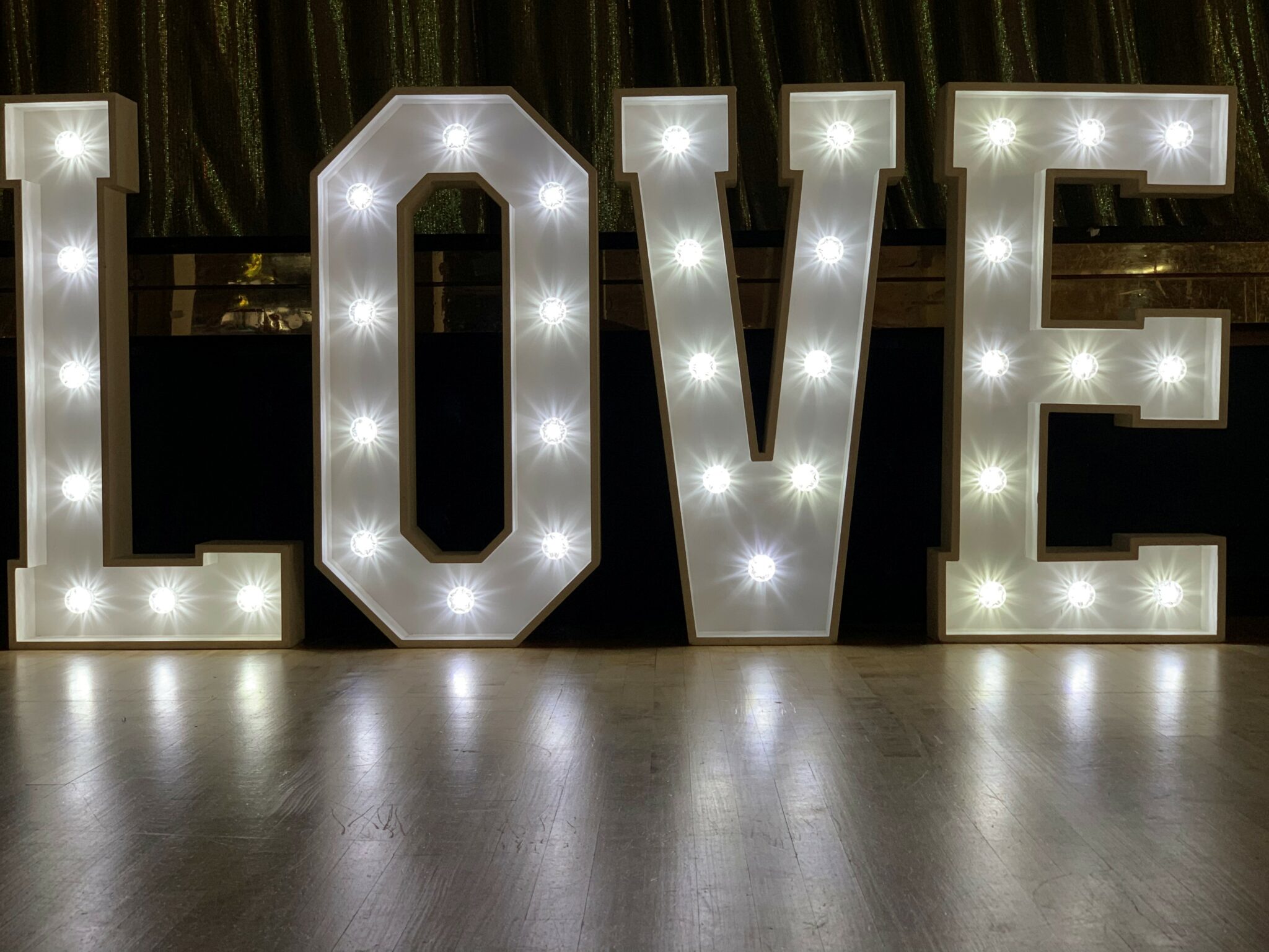 Light Up LED Love Letters – Big Bash Events