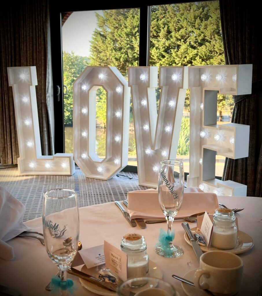 Light Up LED Love Letters – Big Bash Events